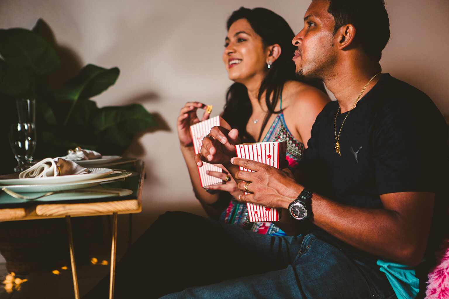 5 Simple Ideas for Romantic Date Night Snacks